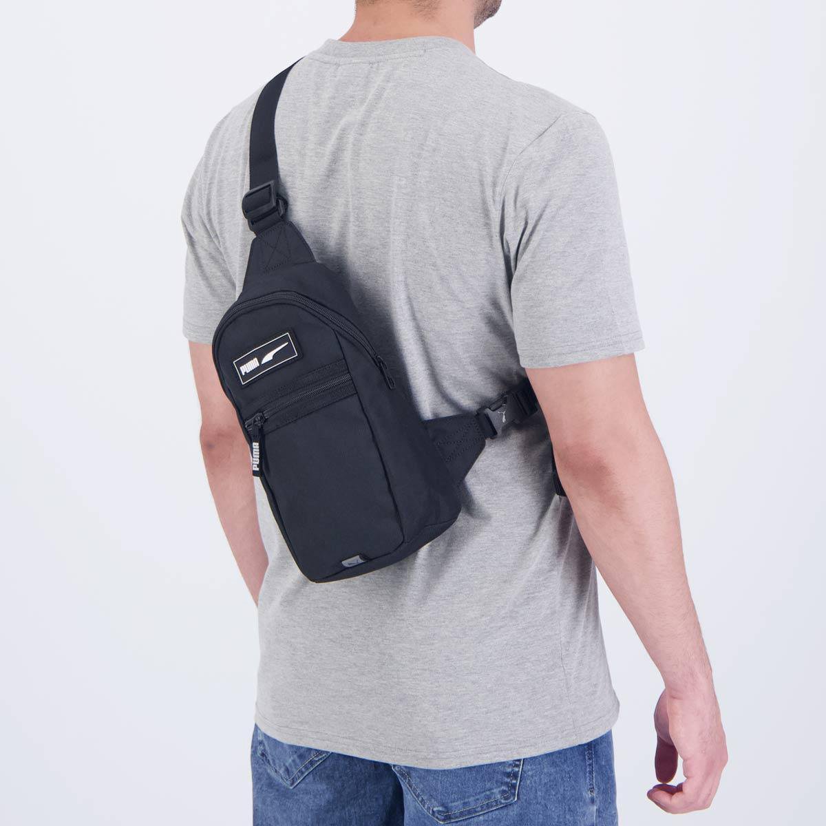 Bolsa Transversal Masculina em promoção na Netshoes!