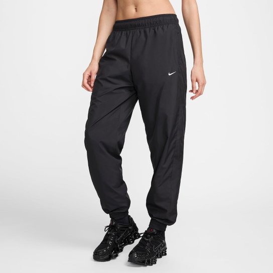Calça Nike Sportswear Essential Feminina - Preto | Netshoes