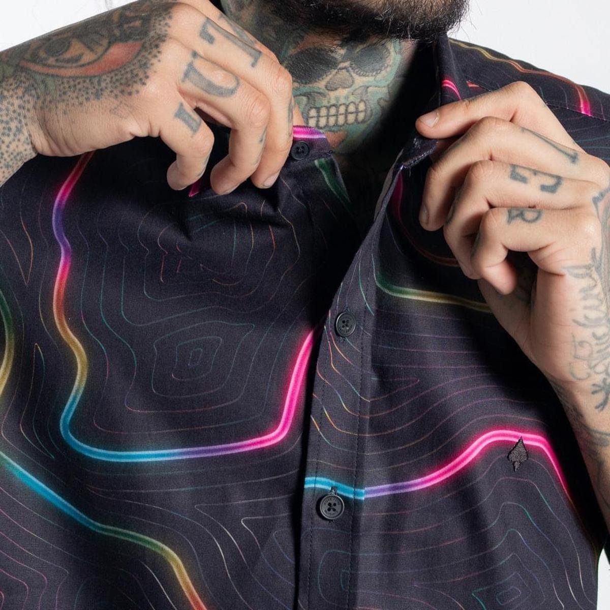 Camisa Manga Curta Regular MCD Neon Mcd - Preto | Netshoes Camisa Manga Curta Regular MCD Neon Mcd - Preto | Netshoes