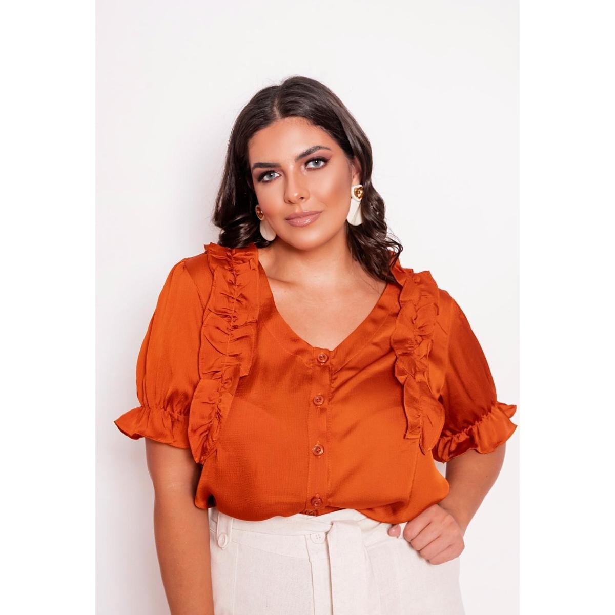 Camisa Plus Size lisa Decote em V - Telha | Netshoes