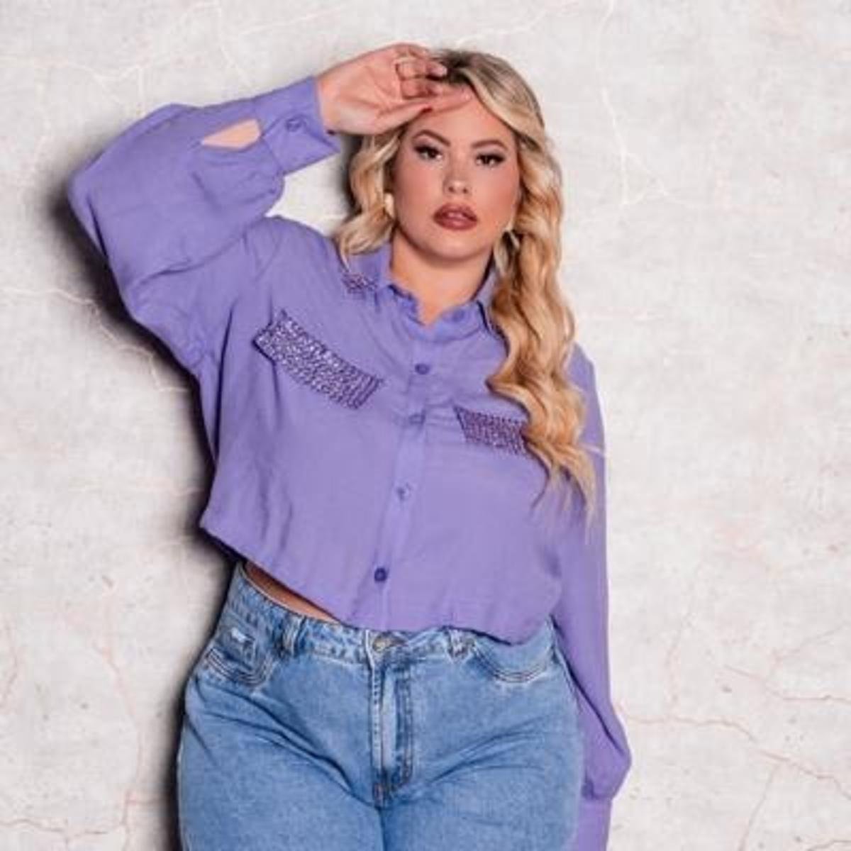 Camisa Plus Size Lisa Detalhe Bordado - Lilás | Netshoes
