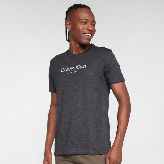 Camiseta Calvin Klein Logo Masculina - Preto | Netshoes