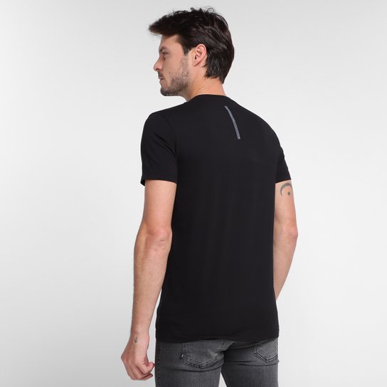 Camiseta Calvin Klein Masculina - Preto | Netshoes