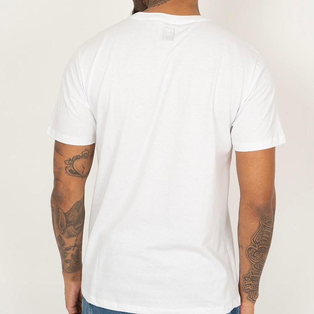 Camiseta DC Shoes Transfer SM26 Masculina - Branco | Netshoes
