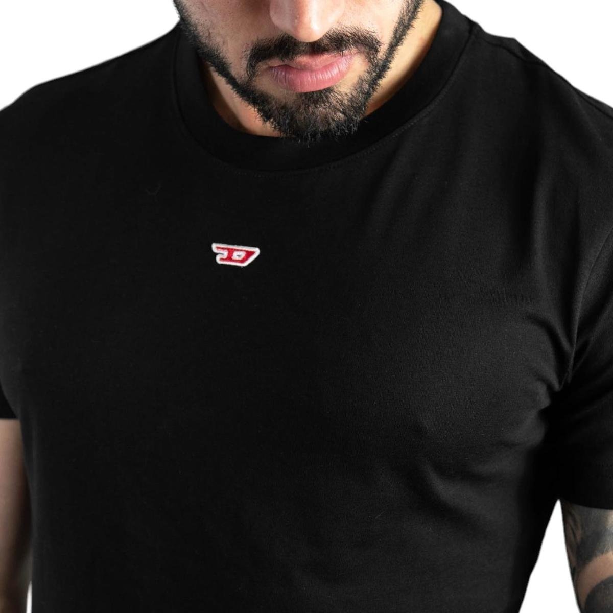 Camiseta Diesel Básica Preta - Preto | Netshoes