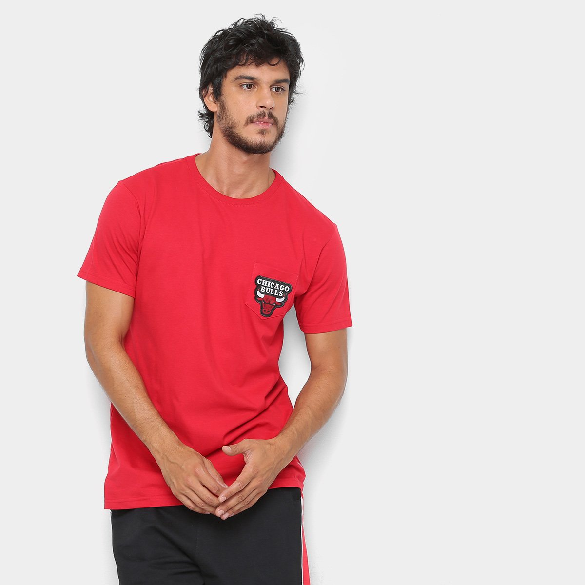 Camiseta NBA Pocket Logo Chicago Bulls Masculina - Vermelho | Netshoes