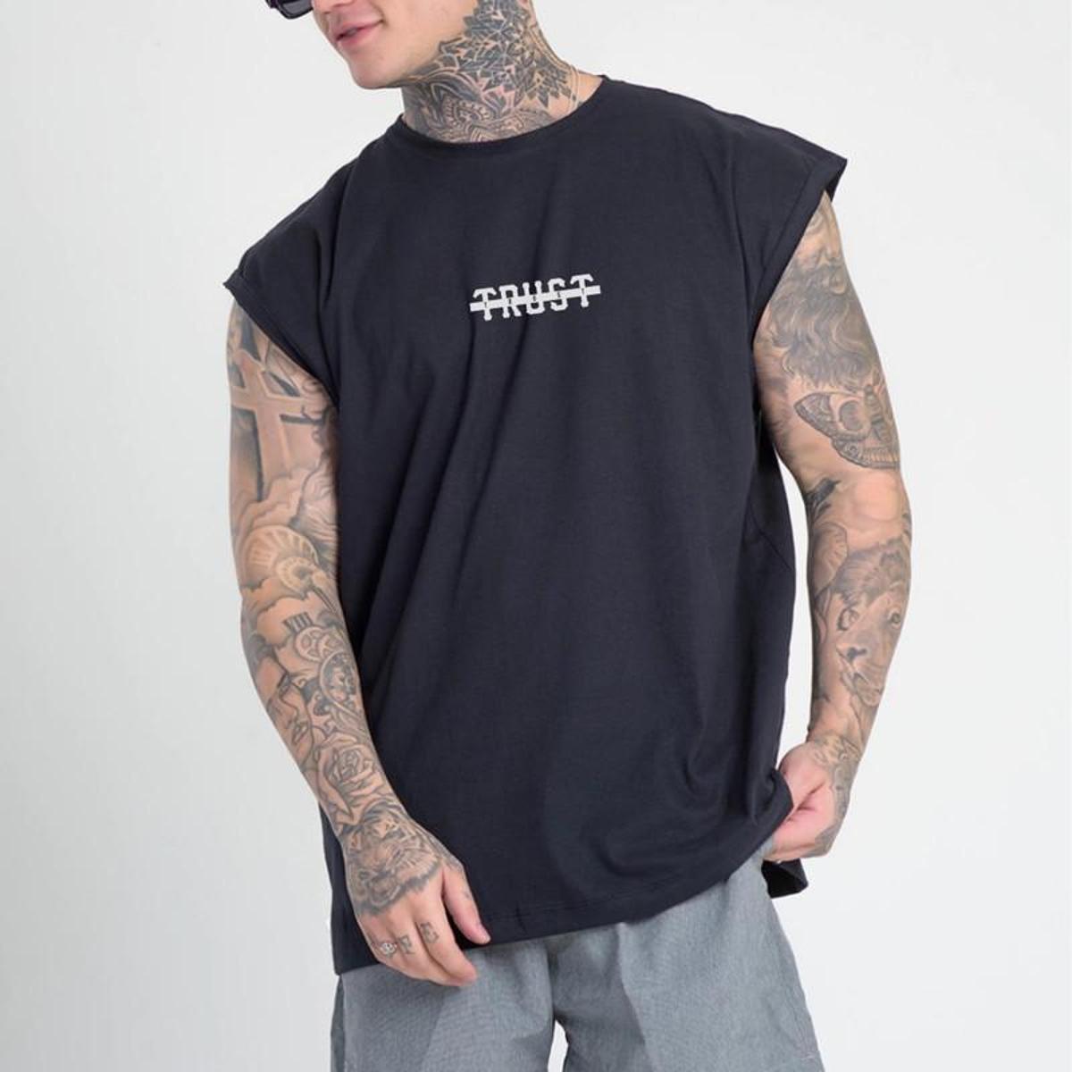 Camiseta Oversized Cavada Masculina de Treino Trust Academia Street ...