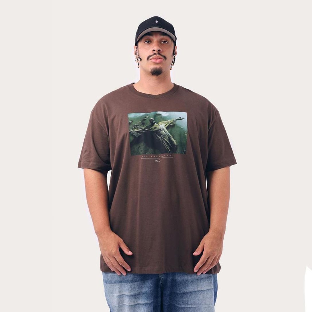 Camiseta Oversized MCD Cristo - Marrom | Netshoes