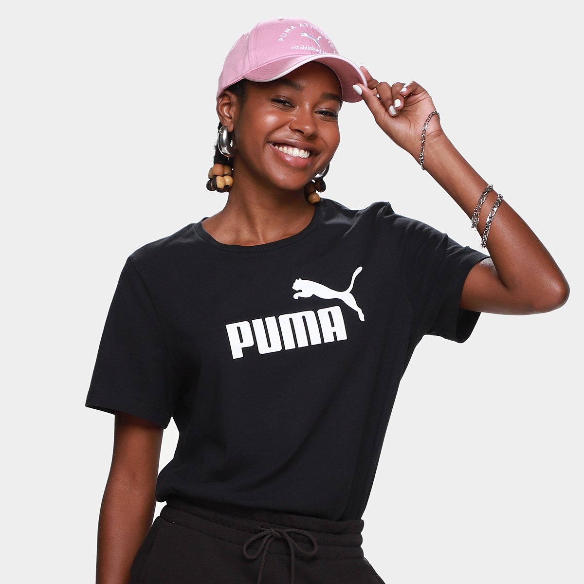 Camiseta Puma Logo Feminino - Preto | Netshoes