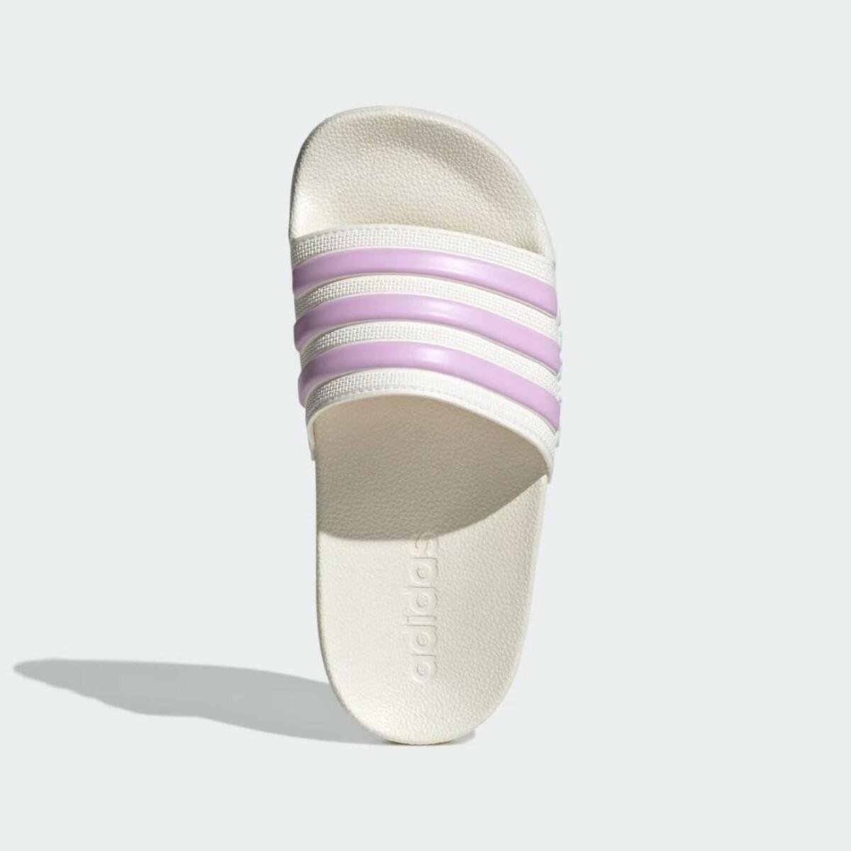 Chinelo Adidas Adilette 22 em promoção na Netshoes!