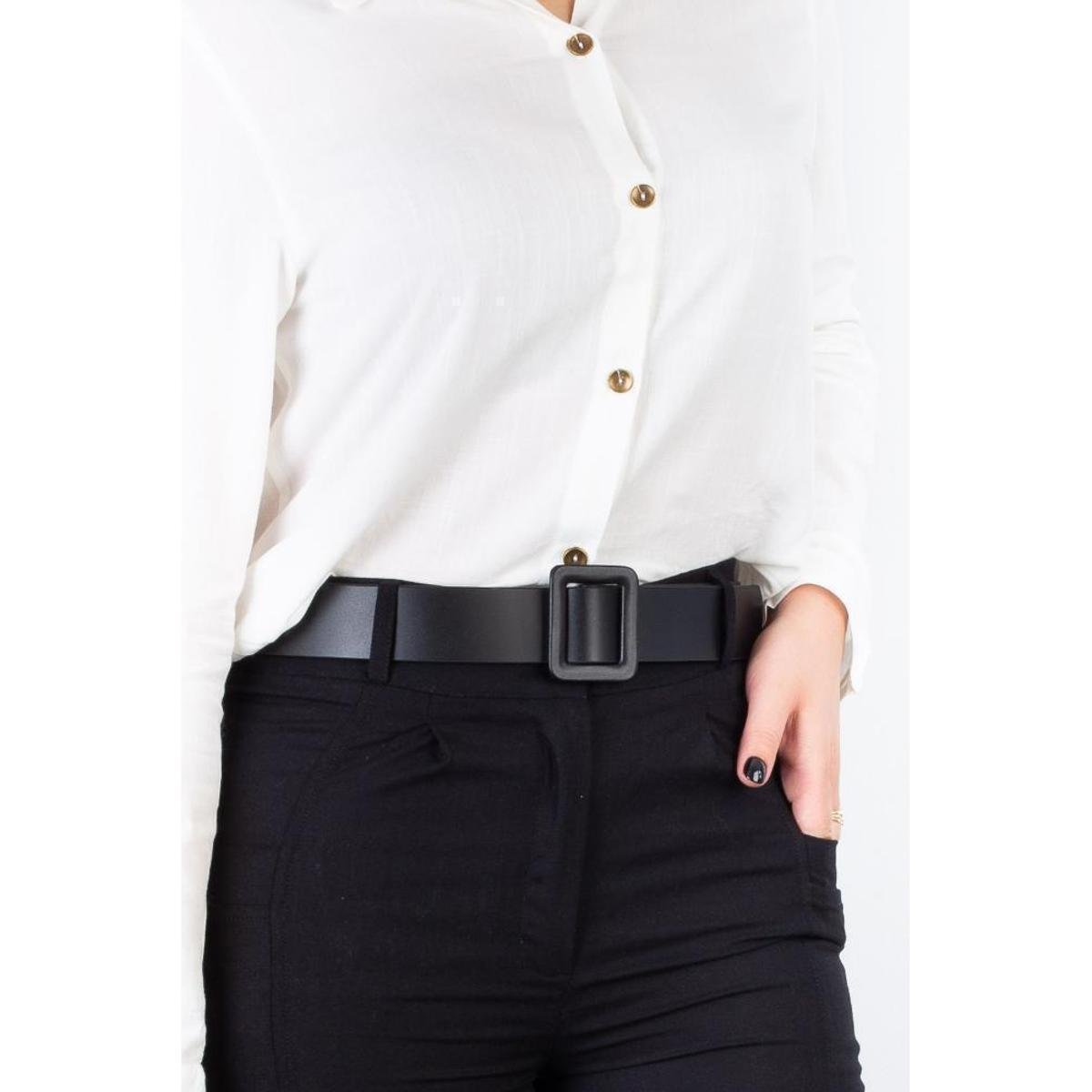 Cinto feminino largo de couro Vivi - Preto | Netshoes