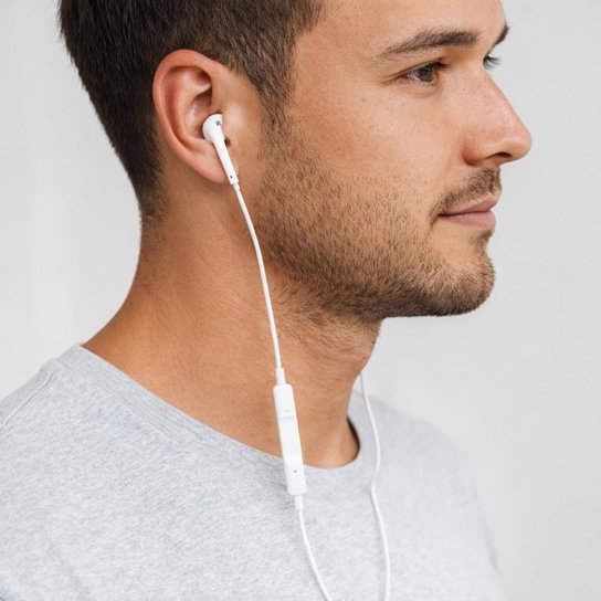 Fone De Ouvido Com Microfone E Controle De Volume P2 Branco - Branco ...