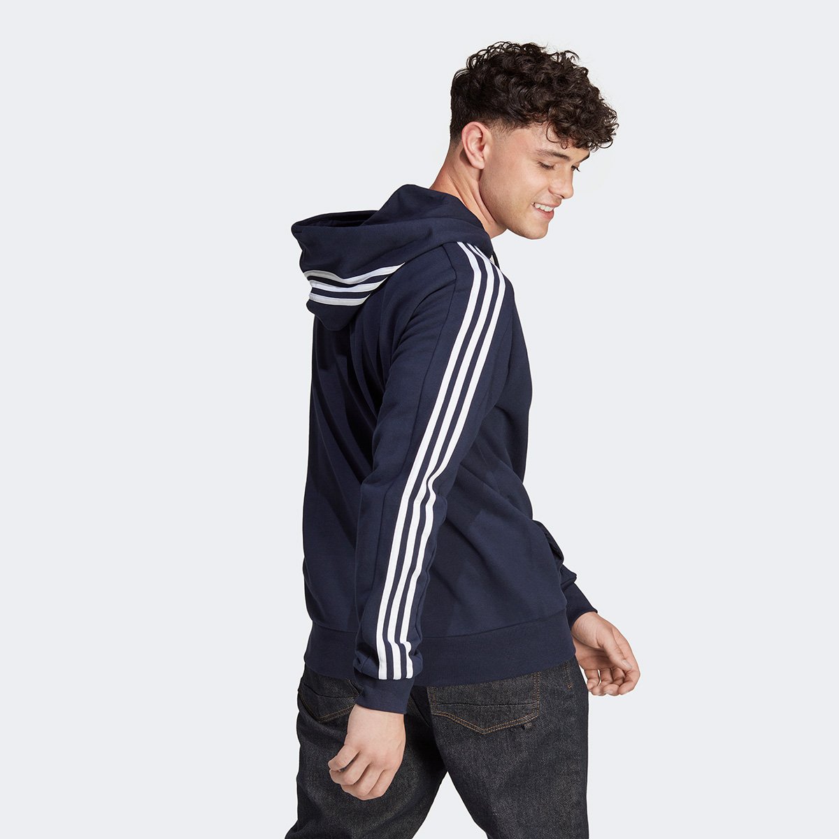 Jaqueta Adidas em promoção na Netshoes!