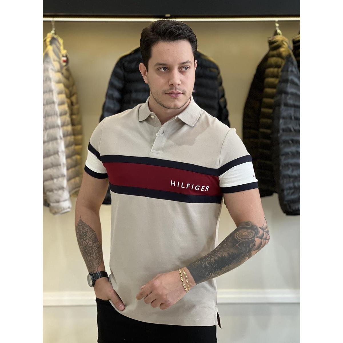 Polo Tommy Hilfiger Faixa Recorte Lettering Assinatura Bordado ...