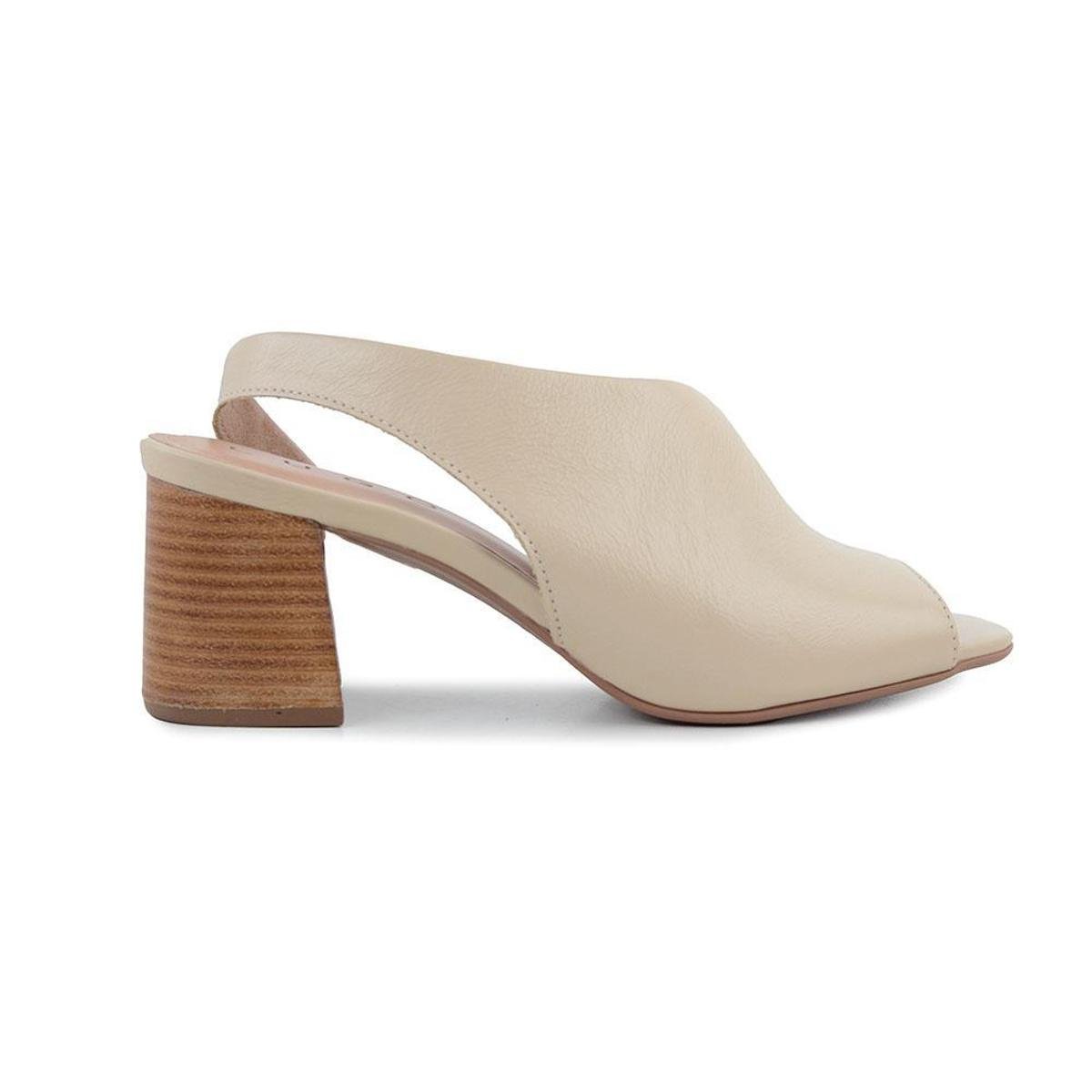 Sandália Feminina Lugo Couro Venetto Bege - 2251 - Bege | Netshoes