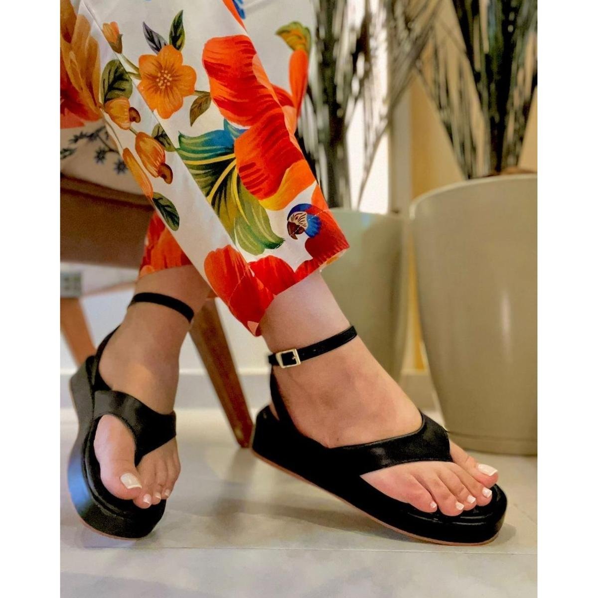 Sandália Flat Plataforma Feminina Nova Elegante Moda Bianca Com ...