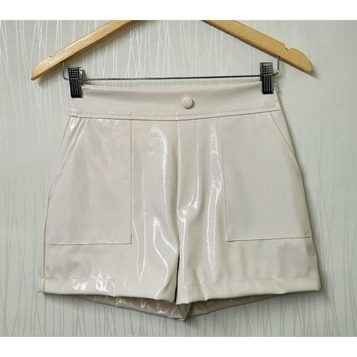 SHORT DE COURO-VINIL - Vinho | Netshoes