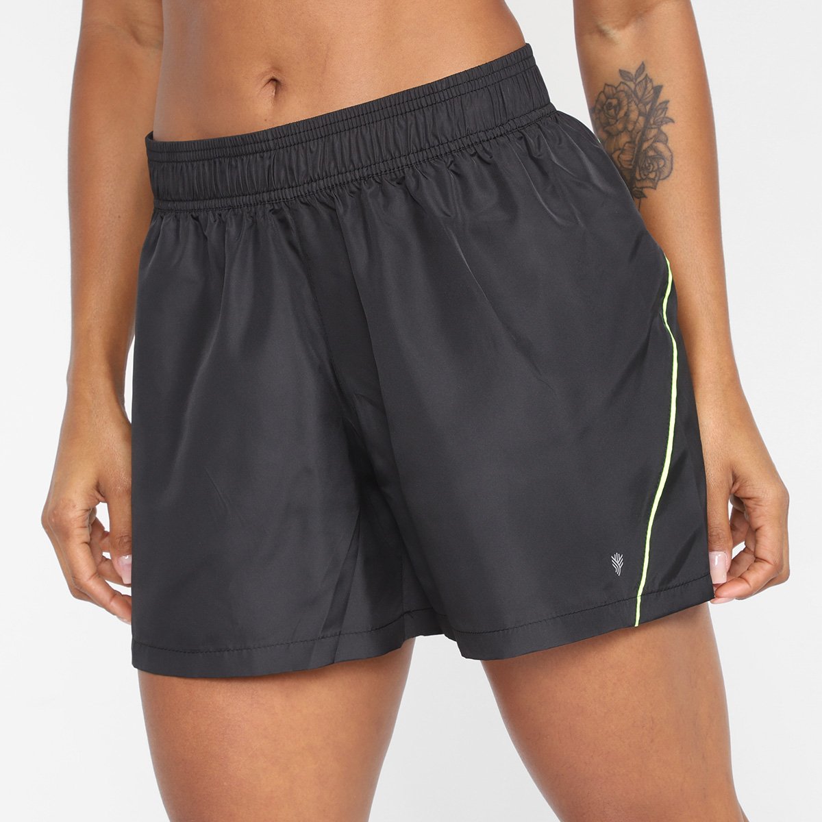 Short Gonew Run Lines Feminino - Preto | Netshoes