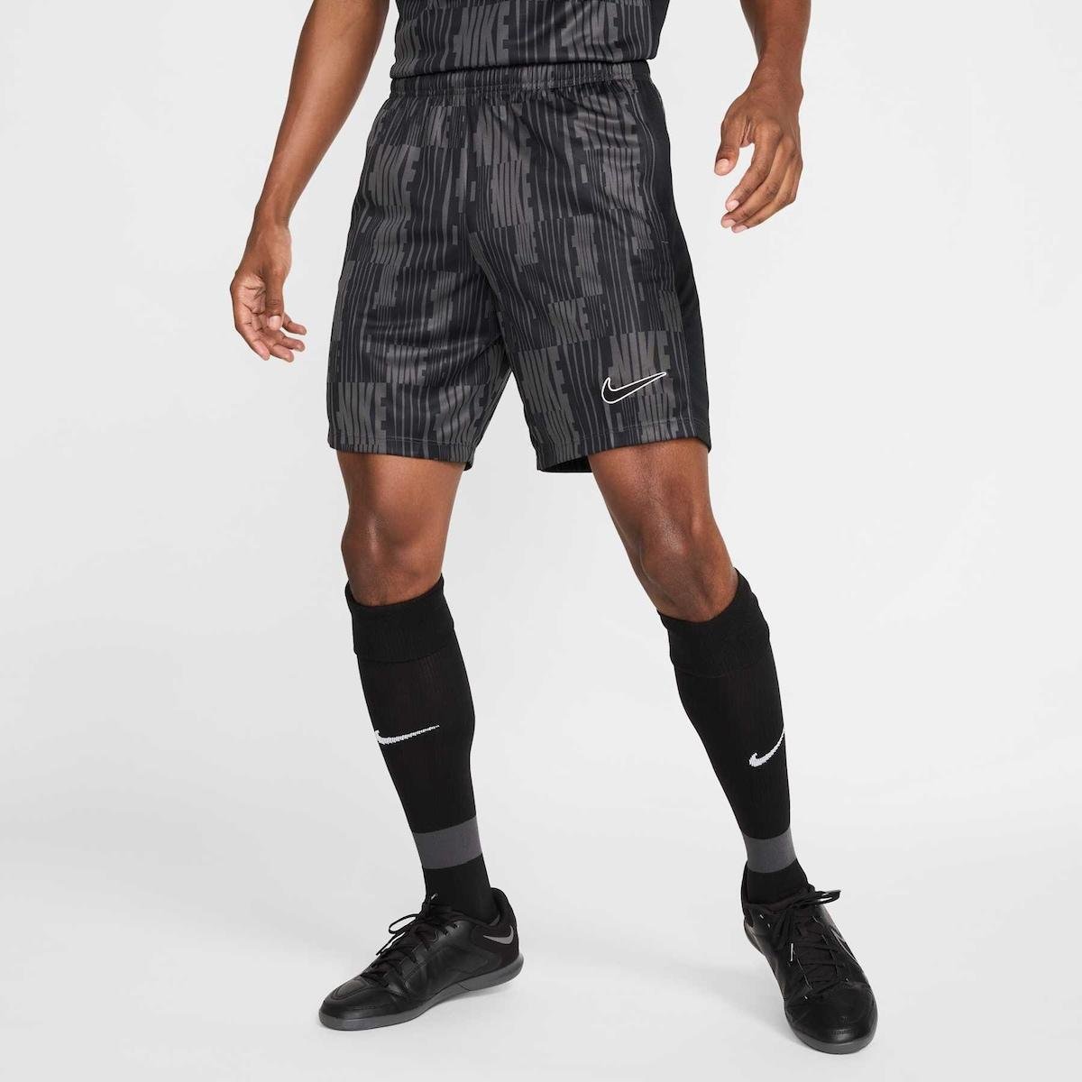 Nike Short Dri Fit Masculino em promoção na Netshoes!