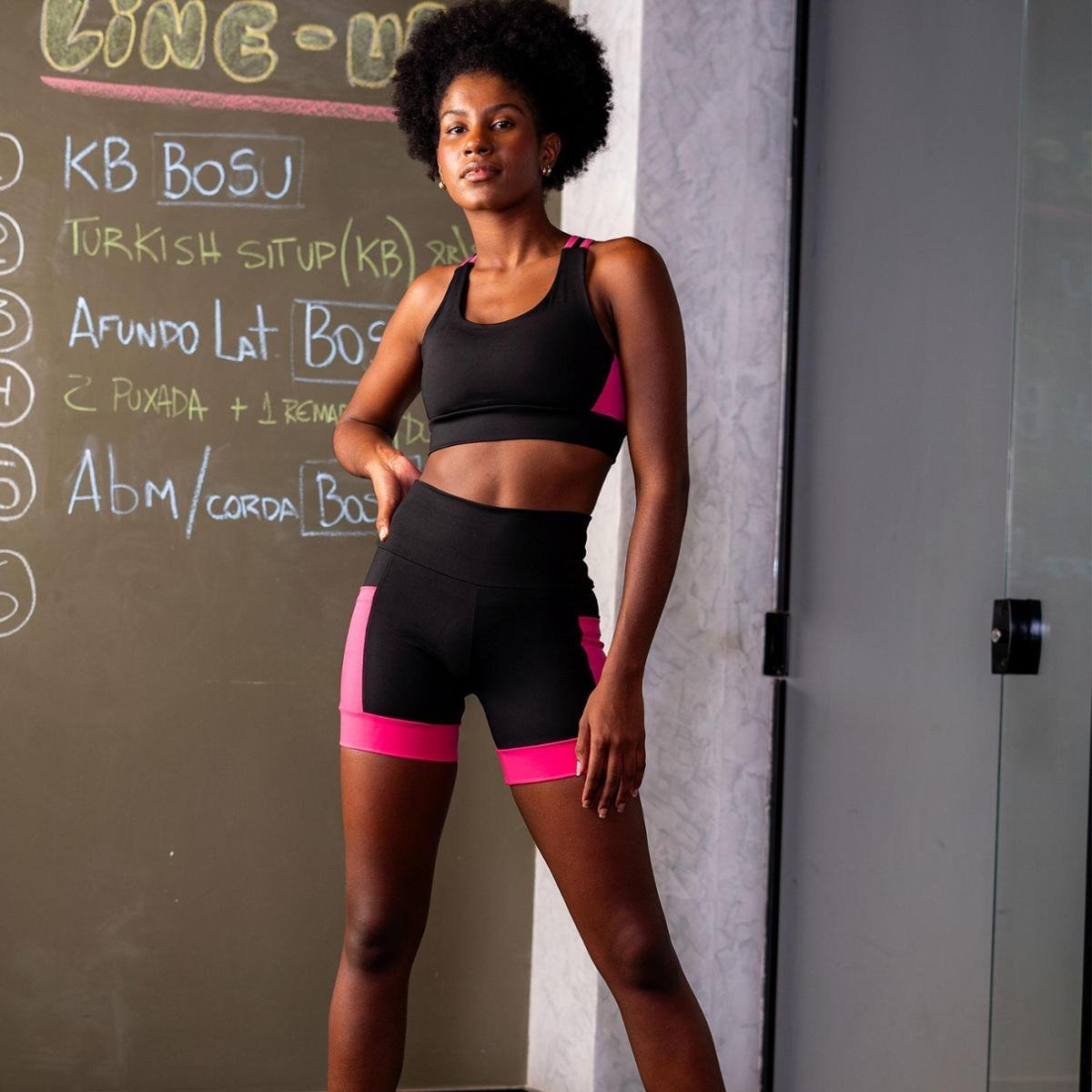 Short Corrida Feminino Com Bolso em promoção na Netshoes!