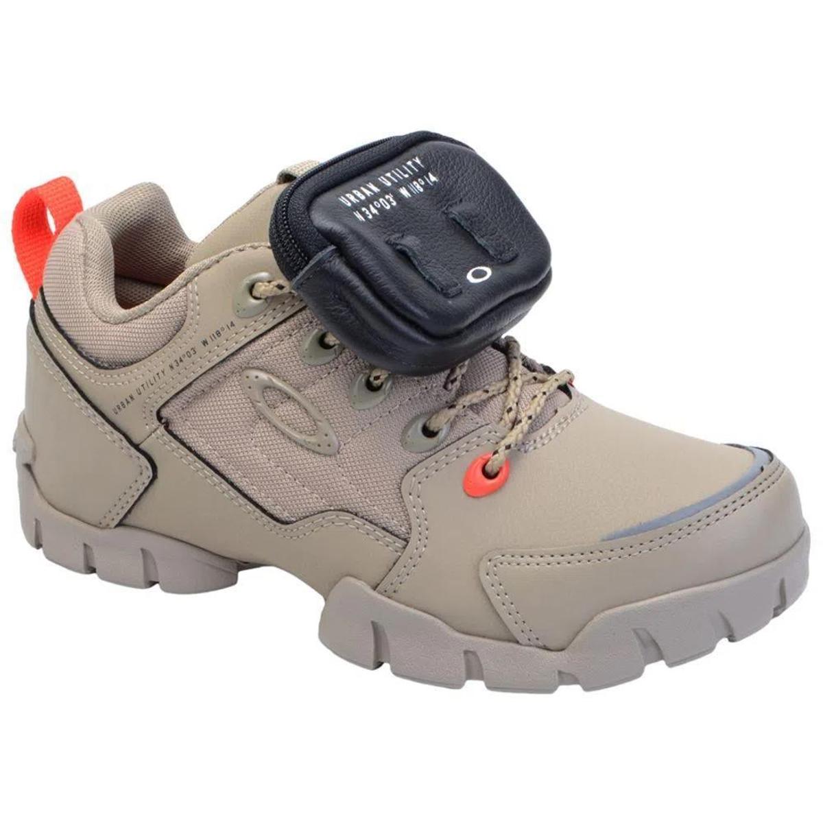 Tênis Oakley Halftrack Low II Urban Utility SM24 - Bege+Vermelho | Netshoes