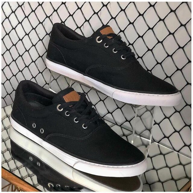 TENIS OGOCHI - Preto | Netshoes
