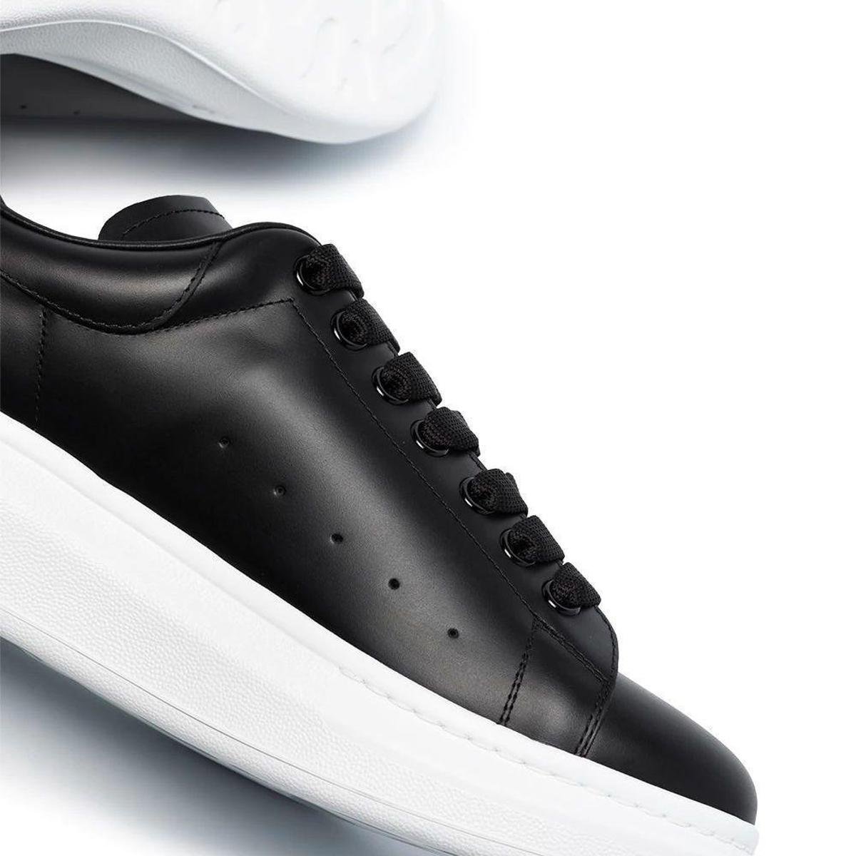 Tênis Oversized Alexander Mcqueen USE RC Masculino - Preto | Netshoes