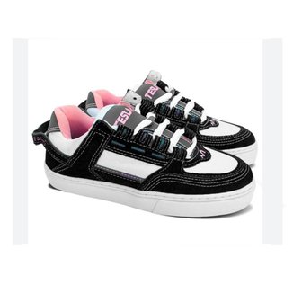 Tenis Tesla em promoção na Netshoes!