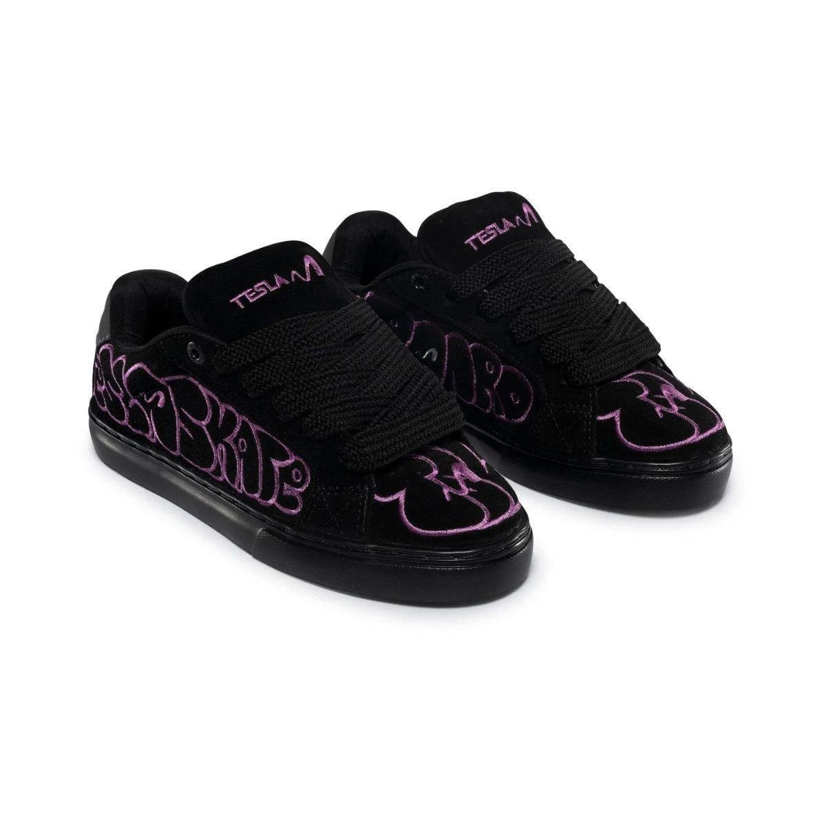 Tenis Tesla em promoção na Netshoes!