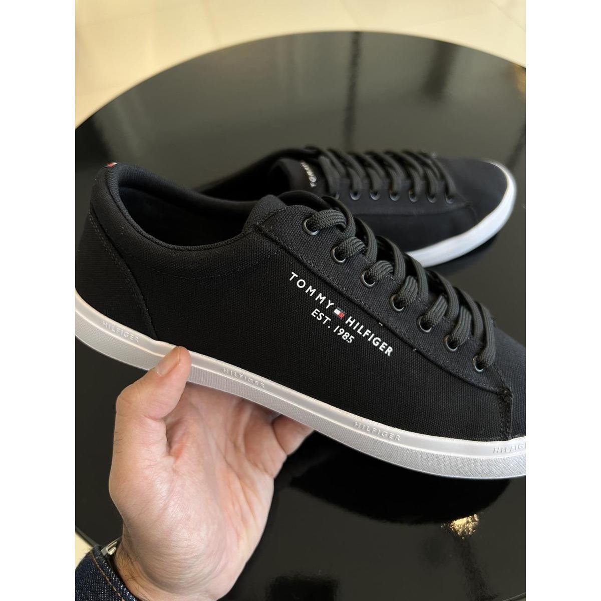 Tênis Tommy Hilfiger Essential Lettering Assinatura Estampado na ...